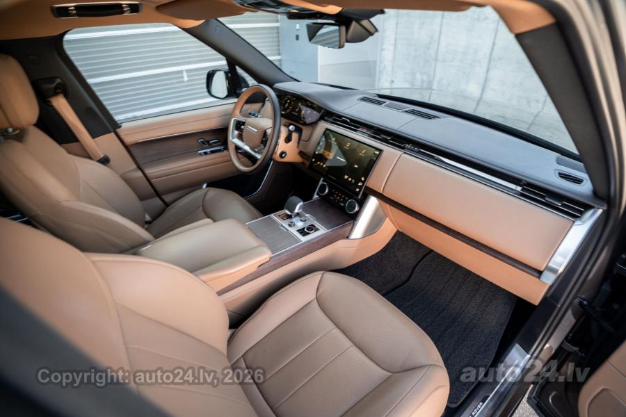 Pelēks Land Rover Range Rover 2023 Tartu, ar dzinēja tilpumu 3.00 L un nobraukumu 76 tūkst. km par 129900 €, foto 9 vietnē AUTOMOTO.COM.LV