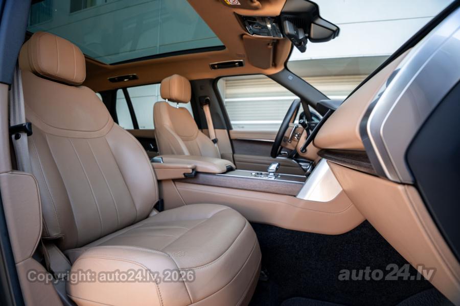 Pelēks Land Rover Range Rover 2023 Tartu, ar dzinēja tilpumu 3.00 L un nobraukumu 76 tūkst. km par 129900 €, foto 13 vietnē AUTOMOTO.COM.LV