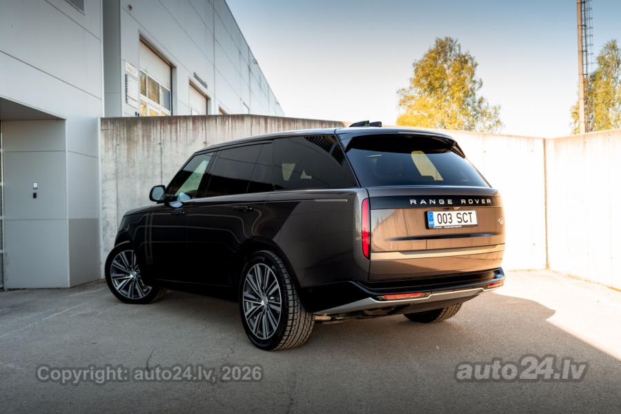 Pelēks Land Rover Range Rover 2023 Tartu, ar dzinēja tilpumu 3.00 L un nobraukumu 76 tūkst. km par 129900 €, foto 17 vietnē AUTOMOTO.COM.LV