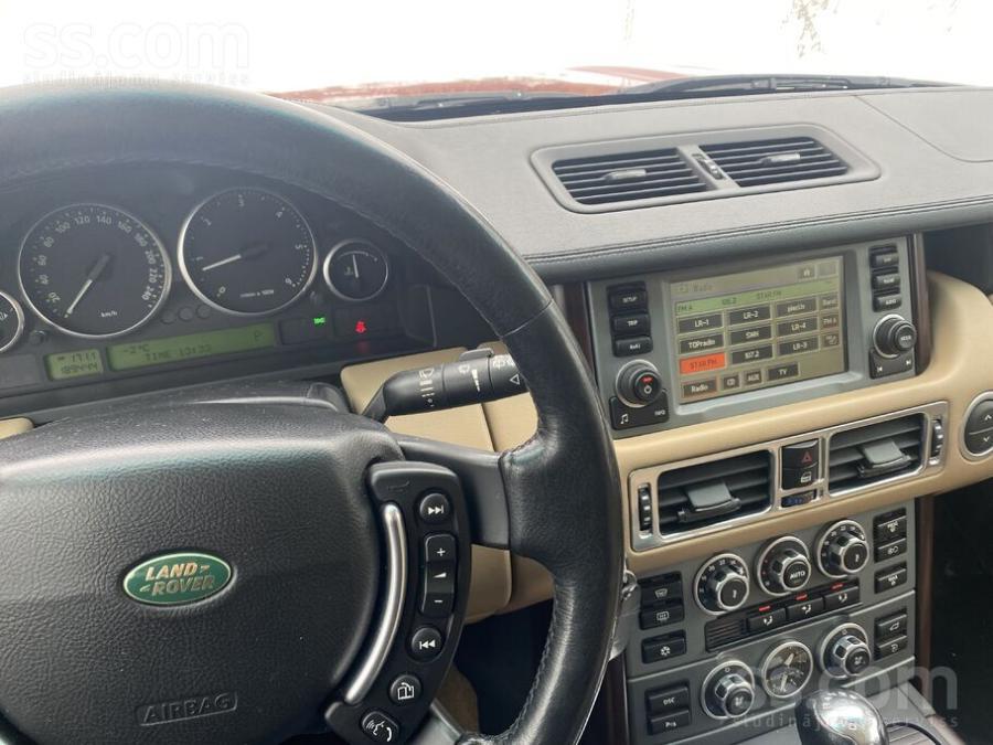 Sarkans Land Rover Range Rover 2008 Rīga, ar dzinēja tilpumu 3.60 L un nobraukumu 189 tūkst. km par 7995 €, foto 5 vietnē AUTOMOTO.COM.LV