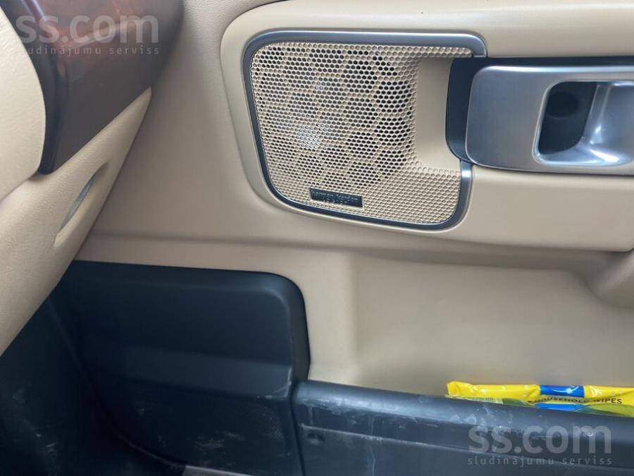 Sarkans Land Rover Range Rover 2008 Rīga, ar dzinēja tilpumu 3.60 L un nobraukumu 189 tūkst. km par 7995 €, foto 6 vietnē AUTOMOTO.COM.LV
