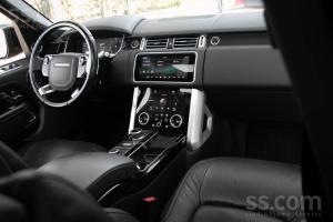 Red Land Rover Range Rover 2018 in Tukums, with an engine capacity of 4.40 L and mileage of 219 thousand km for 46990 €, photo 11 on AUTOMOTO.COM.LV