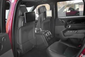 Red Land Rover Range Rover 2018 in Tukums, with an engine capacity of 4.40 L and mileage of 219 thousand km for 39990 €, photo 7 on AUTOMOTO.COM.LV