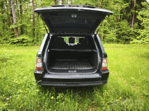 Melns Land Rover Range Rover Sport 2005 Valmiera, ar dzinēja tilpumu 2.70 L un nobraukumu 306 tūkst. km par 3500 €, foto 5 vietnē AUTOMOTO.COM.LV