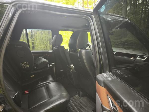 Melns Land Rover Range Rover Sport 2005 Valmiera, ar dzinēja tilpumu 2.70 L un nobraukumu 306 tūkst. km par 3500 €, foto 6 vietnē AUTOMOTO.COM.LV