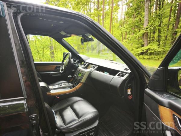 Melns Land Rover Range Rover Sport 2005 Valmiera, ar dzinēja tilpumu 2.70 L un nobraukumu 306 tūkst. km par 3500 €, foto 7 vietnē AUTOMOTO.COM.LV