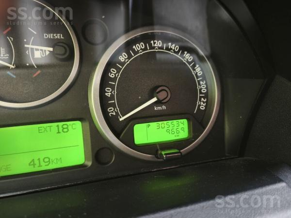 Melns Land Rover Range Rover Sport 2005 Valmiera, ar dzinēja tilpumu 2.70 L un nobraukumu 306 tūkst. km par 3500 €, foto 9 vietnē AUTOMOTO.COM.LV