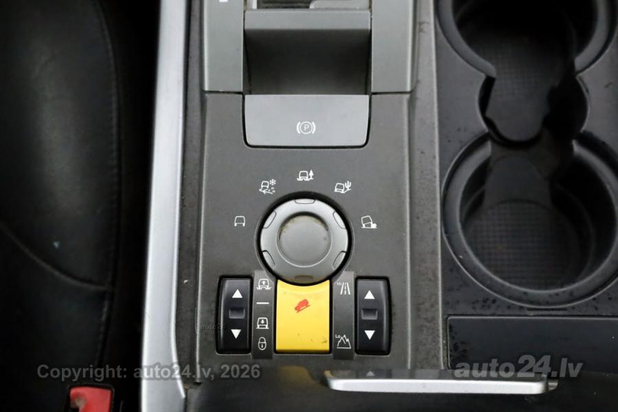Black Land Rover Range Rover Sport 2005 in Tallinn, with an engine capacity of 2.70 L and mileage of 465 thousand km for 2499 €, photo 9 on AUTOMOTO.COM.LV
