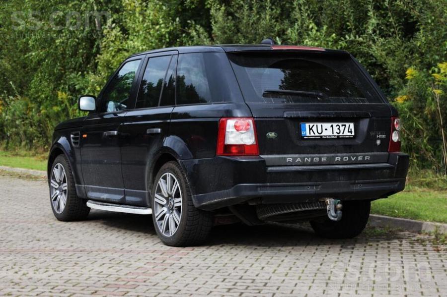 Black Land Rover Range Rover Sport 2005 in Riga, with an engine capacity of 2.70 L and mileage of 392 thousand km for 3495 €, photo 4 on AUTOMOTO.COM.LV