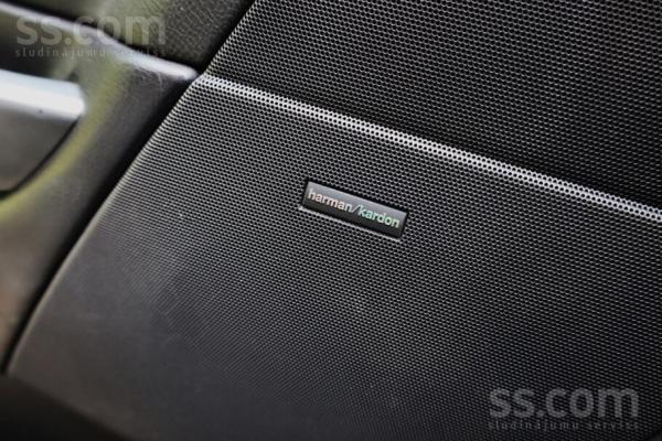 Black Land Rover Range Rover Sport 2005 in Riga, with an engine capacity of 2.70 L and mileage of 392 thousand km for 3495 €, photo 9 on AUTOMOTO.COM.LV