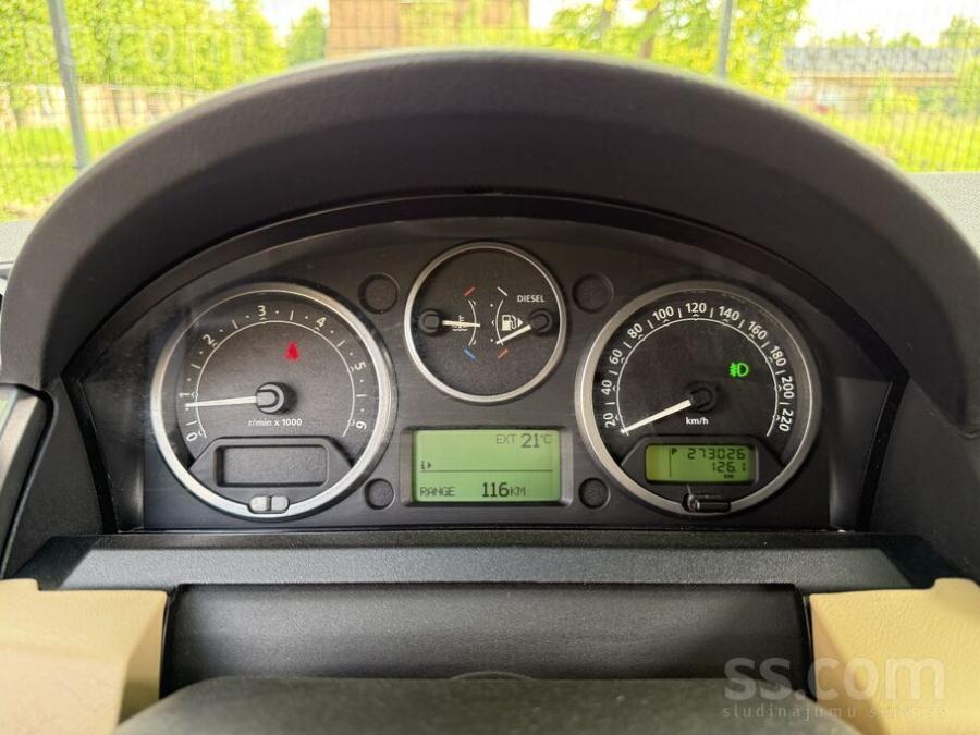 Black Land Rover Range Rover Sport 2006 in Riga, with an engine capacity of 2.70 L and mileage of 273 thousand km for 6450 €, photo 18 on AUTOMOTO.COM.LV