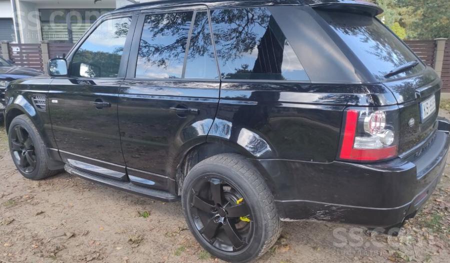 Black Land Rover Range Rover Sport 2006 in Riga, with an engine capacity of 2.70 L and mileage of 250 thousand km for 3500 €, photo 17 on AUTOMOTO.COM.LV