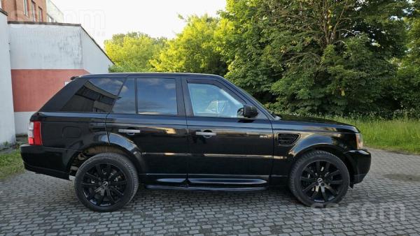 Black Land Rover Range Rover Sport 2006 in Riga, with an engine capacity of 2.70 L and mileage of 318 thousand km for 4800 €, photo 6 on AUTOMOTO.COM.LV