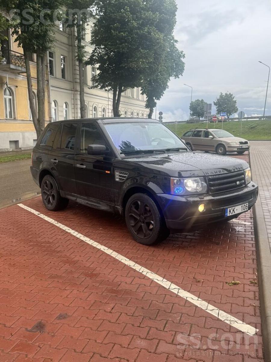 Black Land Rover Range Rover Sport 2006 in Daugavpils, with an engine capacity of 2.70 L and mileage of 307 thousand km for 3700 €, photo 4 on AUTOMOTO.COM.LV