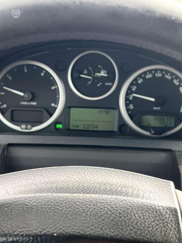 Black Land Rover Range Rover Sport 2006 in Vilnius, with an engine capacity of 2.70 L and mileage of 250 thousand km for 4500 €, photo 10 on AUTOMOTO.COM.LV