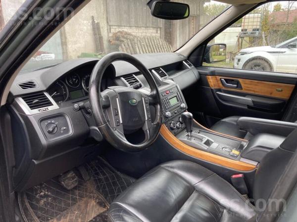 Melns Land Rover Range Rover Sport 2006 Gulbene, ar dzinēja tilpumu 2.70 L un nobraukumu 319 tūkst. km par 2000 €, foto 4 vietnē AUTOMOTO.COM.LV