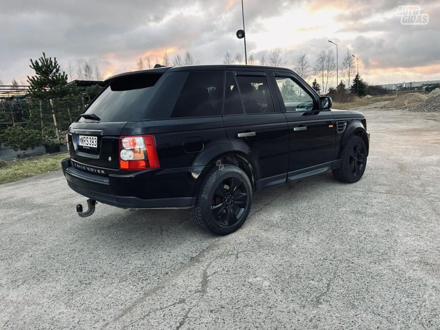Black Land Rover Range Rover Sport 2007 in Klaipeda, with an engine capacity of 2.70 L and mileage of 311 thousand km for 4999 €, photo 2 on AUTOMOTO.COM.LV