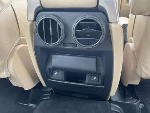 Melns Land Rover Range Rover Sport 2007 Viļņa, ar dzinēja tilpumu 3.63 L un nobraukumu 380 tūkst. km par 2999 €, foto 7 vietnē AUTOMOTO.COM.LV