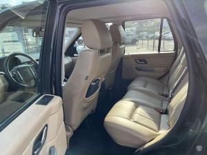 Melns Land Rover Range Rover Sport 2007 Viļņa, ar dzinēja tilpumu 3.63 L un nobraukumu 350 tūkst. km par 3500 €, foto 13 vietnē AUTOMOTO.COM.LV
