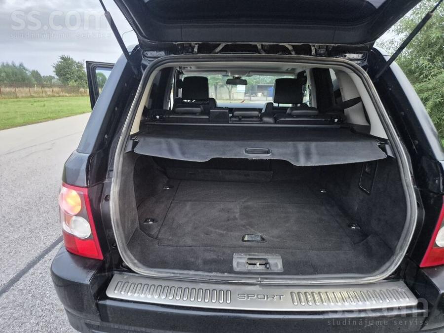 Melns Land Rover Range Rover Sport 2007 Liepāja, ar dzinēja tilpumu 2.70 L un nobraukumu 0 tūkst. km par 4100 €, foto 5 vietnē AUTOMOTO.COM.LV