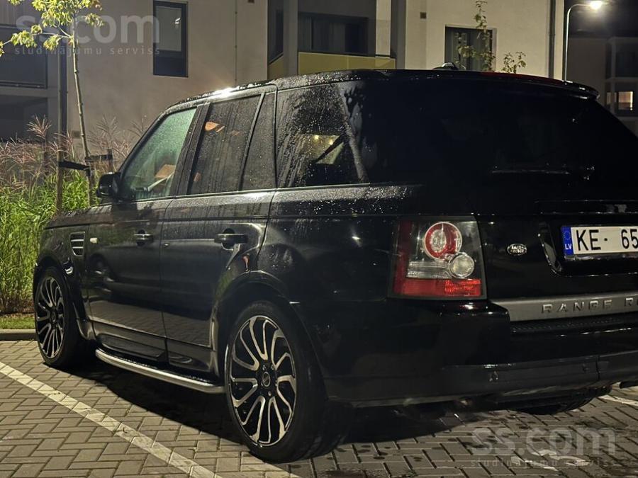 Melns Land Rover Range Rover Sport 2008 Rīga, ar dzinēja tilpumu 3.60 L un nobraukumu 395 tūkst. km par 7500 €, foto 3 vietnē AUTOMOTO.COM.LV
