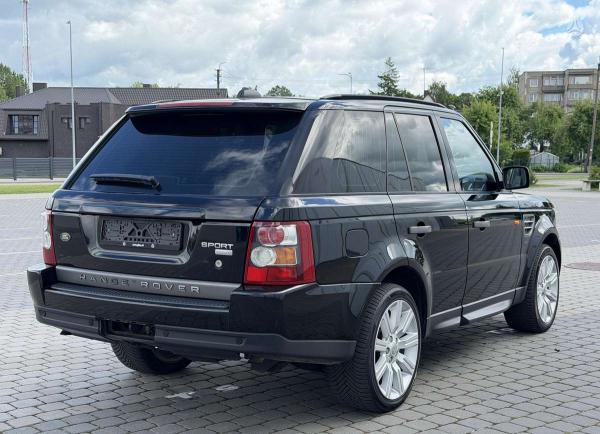 Black Land Rover Range Rover Sport 2008 in Raseiniai, with an engine capacity of 3.63 L and mileage of 272 thousand km for 5750 €, photo 7 on AUTOMOTO.COM.LV