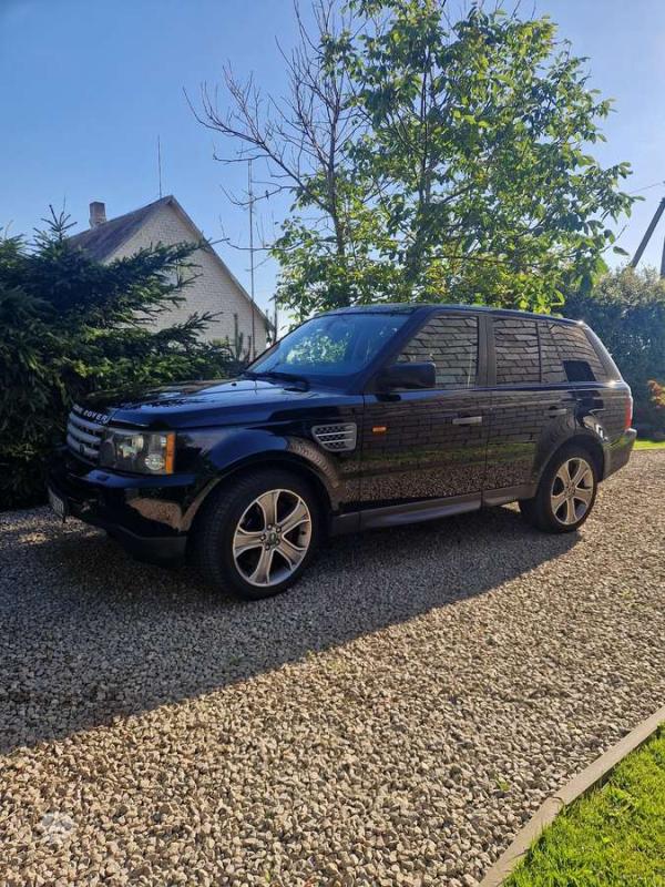 Black Land Rover Range Rover Sport 2008 in Panevezys, with an engine capacity of 3.63 L and mileage of 299 thousand km for 5600 €, photo 1 on AUTOMOTO.COM.LV
