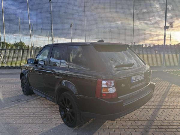 Black Land Rover Range Rover Sport 2008 in Jonava, with an engine capacity of 3.63 L and mileage of 293 thousand km for 5500 €, photo 3 on AUTOMOTO.COM.LV