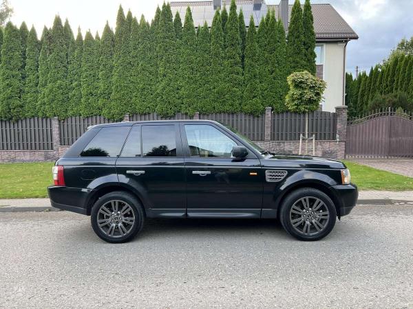 Black Land Rover Range Rover Sport 2008 in Vilnius, with an engine capacity of 3.63 L and mileage of 375 thousand km for 2999 €, photo 3 on AUTOMOTO.COM.LV