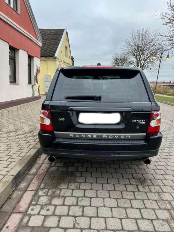 Black Land Rover Range Rover Sport 2009 in Kedainiai, with an engine capacity of 4.39 L and mileage of 211 thousand km for 6900 €, photo 5 on AUTOMOTO.COM.LV