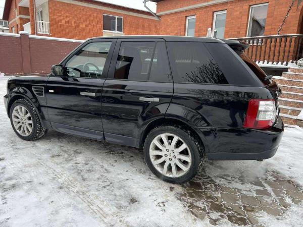 Black Land Rover Range Rover Sport 2009 in Pasvalys, with an engine capacity of 2.72 L and mileage of 280 thousand km for 3700 €, photo 6 on AUTOMOTO.COM.LV