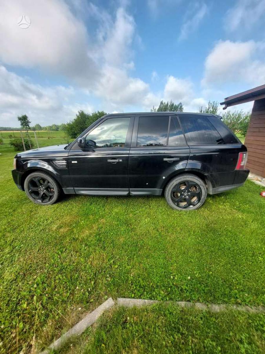 Melns Land Rover Range Rover Sport 2009 Viļņa, ar dzinēja tilpumu 3.63 L un nobraukumu 291 tūkst. km par 5600 €, foto 3 vietnē AUTOMOTO.COM.LV