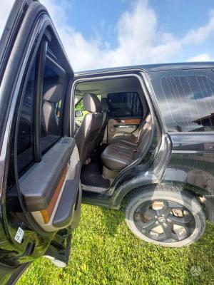 Melns Land Rover Range Rover Sport 2009 Viļņa, ar dzinēja tilpumu 3.63 L un nobraukumu 291 tūkst. km par 5600 €, foto 7 vietnē AUTOMOTO.COM.LV