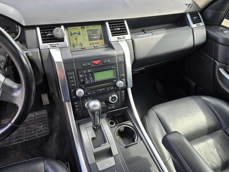 Melns Land Rover Range Rover Sport 2009 Marijampole, ar dzinēja tilpumu 3.63 L un nobraukumu 218 tūkst. km par 5700 €, foto 18 vietnē AUTOMOTO.COM.LV