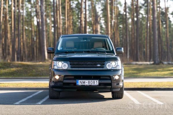 Black Land Rover Range Rover Sport 2010 in Riga, with an engine capacity of 3.00 L and mileage of 380 thousand km for 6590 €, photo 3 on AUTOMOTO.COM.LV