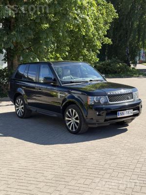 Melns Land Rover Range Rover Sport 2010 Rīga, ar dzinēja tilpumu 3.00 L un nobraukumu 302 tūkst. km par 9490 €, foto  vietnē AUTOMOTO.COM.LV