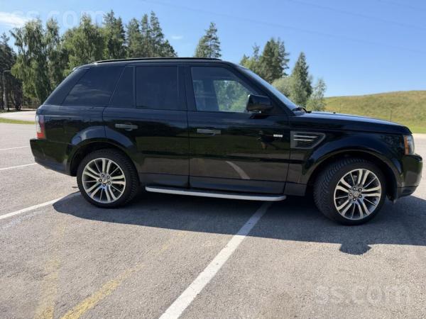 Melns Land Rover Range Rover Sport 2010 Jēkabpils, ar dzinēja tilpumu 3.00 L un nobraukumu 271 tūkst. km par 10000 €, foto 3 vietnē AUTOMOTO.COM.LV