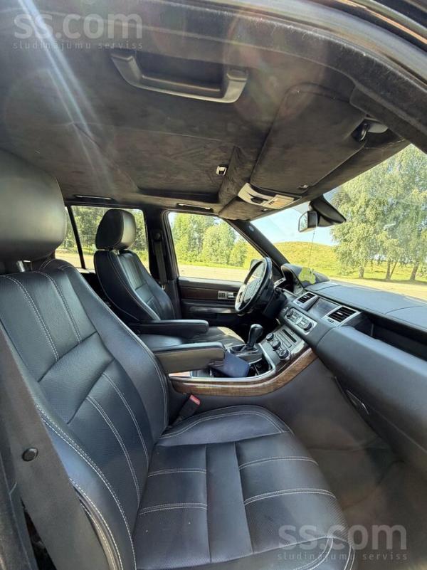 Melns Land Rover Range Rover Sport 2010 Jēkabpils, ar dzinēja tilpumu 3.00 L un nobraukumu 271 tūkst. km par 10000 €, foto 5 vietnē AUTOMOTO.COM.LV
