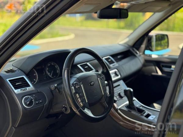 Melns Land Rover Range Rover Sport 2010 Rīga, ar dzinēja tilpumu 3.00 L un nobraukumu 345 tūkst. km par 8490 €, foto 7 vietnē AUTOMOTO.COM.LV