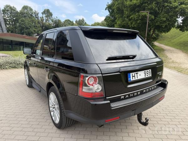 Black Land Rover Range Rover Sport 2010 in Rezekne, with an engine capacity of 3.00 L and mileage of 289 thousand km for 9500 €, photo 4 on AUTOMOTO.COM.LV