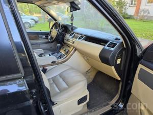 Melns Land Rover Range Rover Sport 2010 Jūrmala, ar dzinēja tilpumu 3.00 L un nobraukumu 348 tūkst. km par 3000 €, foto 3 vietnē AUTOMOTO.COM.LV