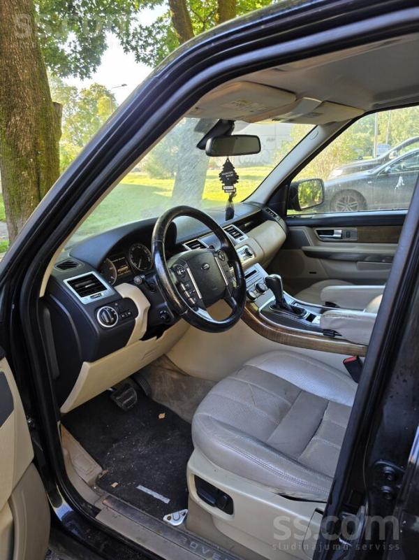 Melns Land Rover Range Rover Sport 2010 Jūrmala, ar dzinēja tilpumu 3.00 L un nobraukumu 348 tūkst. km par 3000 €, foto 9 vietnē AUTOMOTO.COM.LV