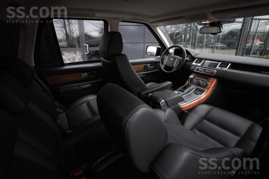Melns Land Rover Range Rover Sport 2011 Jelgava, ar dzinēja tilpumu 3.00 L un nobraukumu 0 tūkst. km par 9290 €, foto 26 vietnē AUTOMOTO.COM.LV