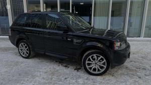 Black Land Rover Range Rover Sport 2011 in Vilnius, with an engine capacity of 2.99 L and mileage of 298 thousand km for 7200 €, photo 3 on AUTOMOTO.COM.LV