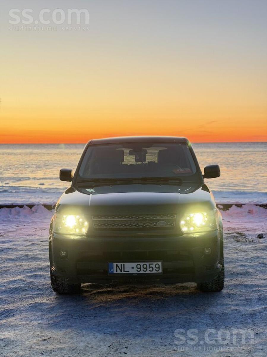 Melns Land Rover Range Rover Sport 2011 Rīga, ar dzinēja tilpumu 3.00 L un nobraukumu 300 tūkst. km par 15100 €, foto 2 vietnē AUTOMOTO.COM.LV