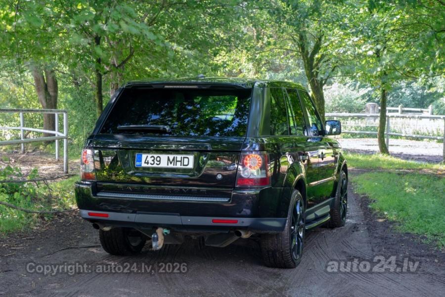 Black Land Rover Range Rover Sport 2011 in Tallinn, with an engine capacity of 3.00 L and mileage of 290 thousand km for 9999 €, photo 7 on AUTOMOTO.COM.LV