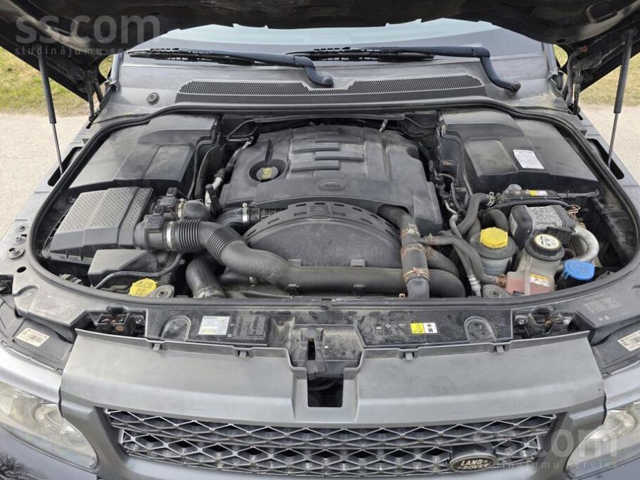 Black Land Rover Range Rover Sport 2011 in Ogre, with an engine capacity of 3.00 L and mileage of 255 thousand km for 7499 €, photo 15 on AUTOMOTO.COM.LV