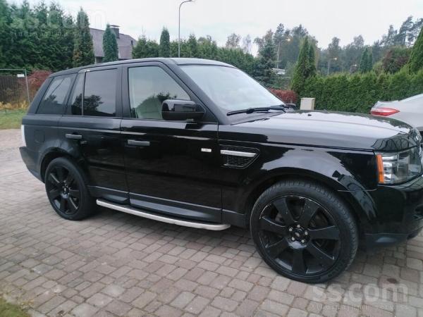 Black Land Rover Range Rover Sport 2011 in Riga, with an engine capacity of 3.00 L and mileage of 266 thousand km for 8000 €, photo 3 on AUTOMOTO.COM.LV