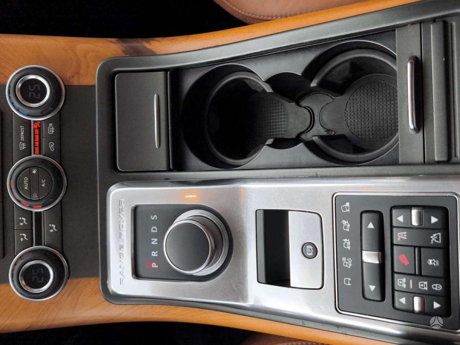 Черный Ленд Ровер Рендж Ровер Спорт 2012 в Вильнюс, объемом двигателя 3.00 л и пробегом 257 тыс. км за 4999 €, фото 16 на AUTOMOTO.COM.LV
