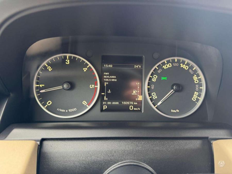 Melns Land Rover Range Rover Sport 2012 Šilutė, ar dzinēja tilpumu 2.99 L un nobraukumu 163 tūkst. km par 13900 €, foto 12 vietnē AUTOMOTO.COM.LV